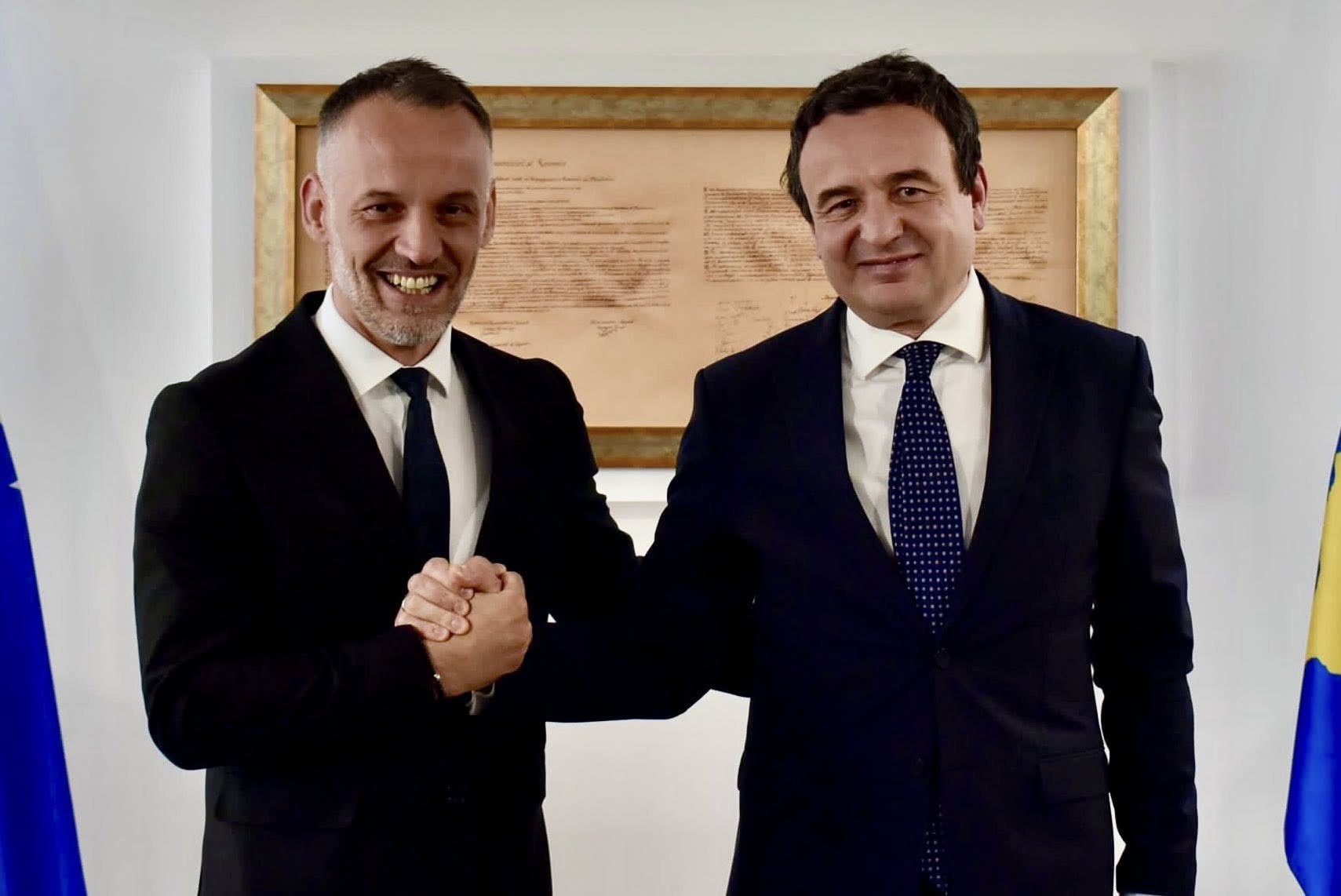 И Фетаи му врти грб и на „Амди Бајрам“ Таравари – Курир